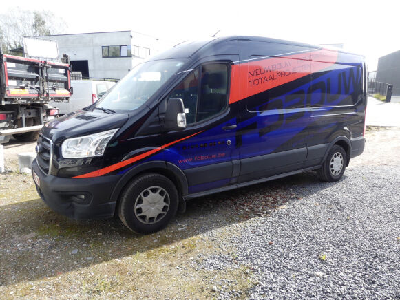 Prodaje se Ford Transit minibus furgon na aukciji