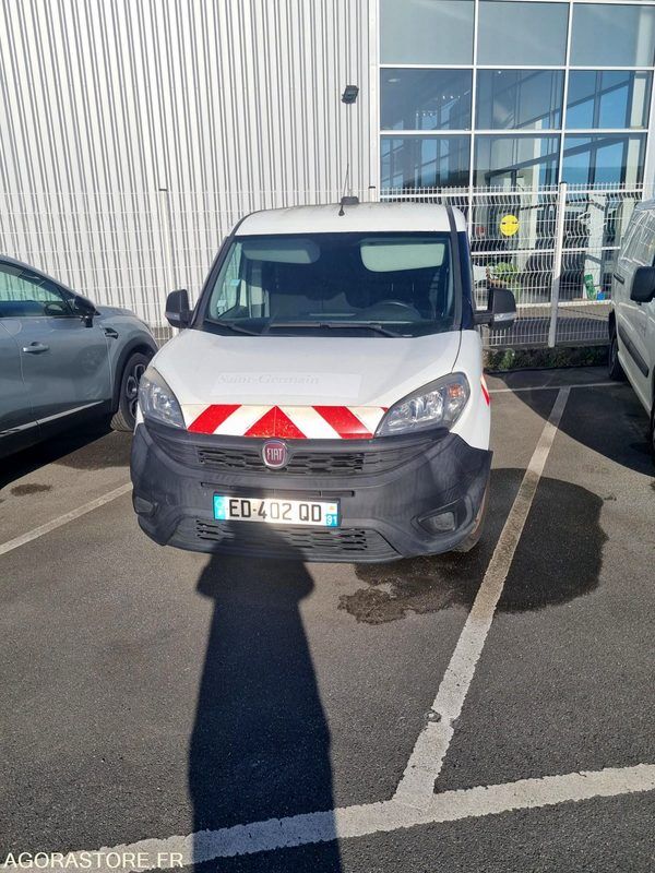 Prodaje se FIAT DOBLO laki furgon na aukciji