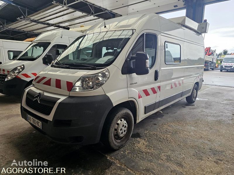 Prodaje se Citroen Jumper minibus furgon na aukciji