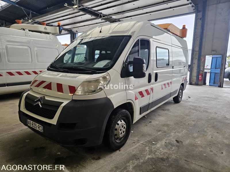 Prodaje se Citroen Jumper minibus furgon na aukciji