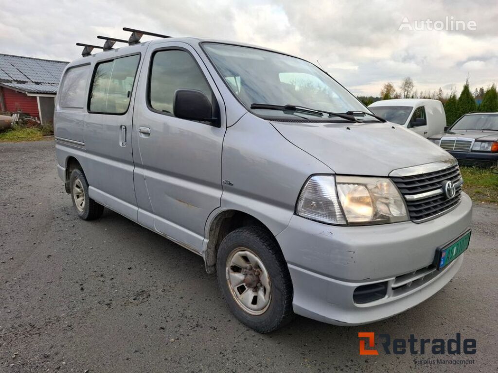 Prodaje se Toyota 2011mod. Toyota Hiace 117hk 4wd kort minibus furgon na aukciji