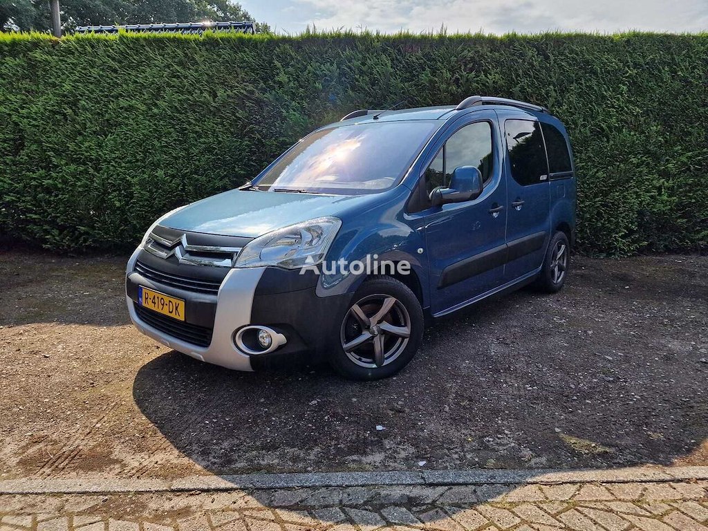 Prodaje se Citroen Berlingo laki furgon na aukciji