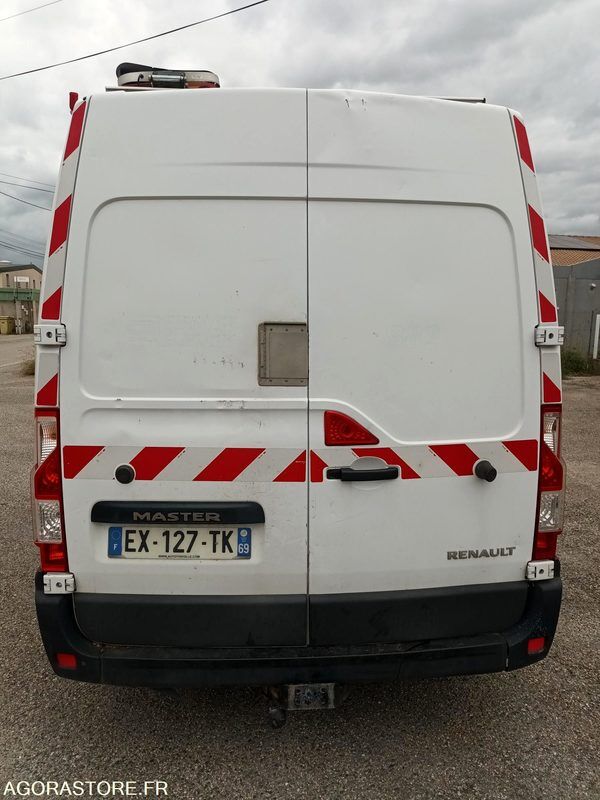 Prodaje se Renault MASTER minibus furgon na aukciji