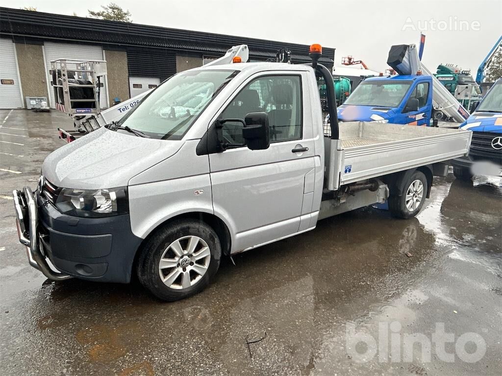 Prodaje se Volkswagen VW PICKUP EH 2,0 4MOTION kamion s ravnom platformom < 3.5t na aukciji