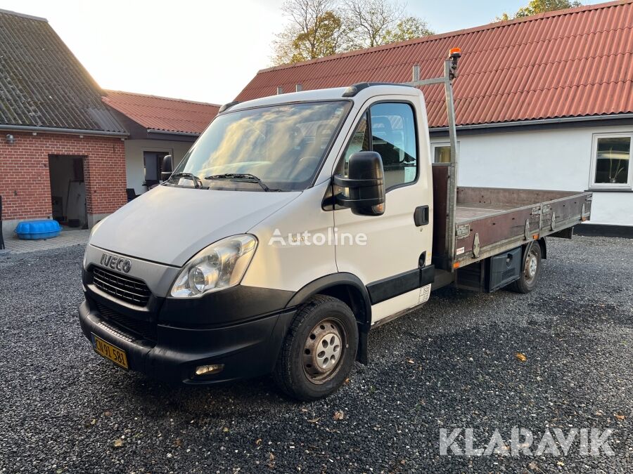 Prodaje se IVECO Daily 35s15/2,3 kamion s ravnom platformom < 3.5t na aukciji