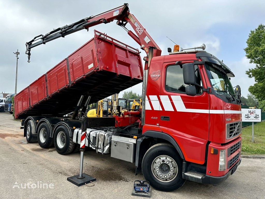 Volvo FH 440 8x4 TRIDEM TIPPER + CRANE HMF 1820 (3x) - RADIO - LIFT+ST kiper