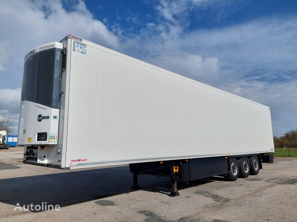 Schmitz Cargobull SKO 24 Thermo King SLXi 300 tříosý poluprikolica hladnjača