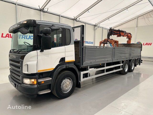 Scania P270 kamion s ravnom platformom