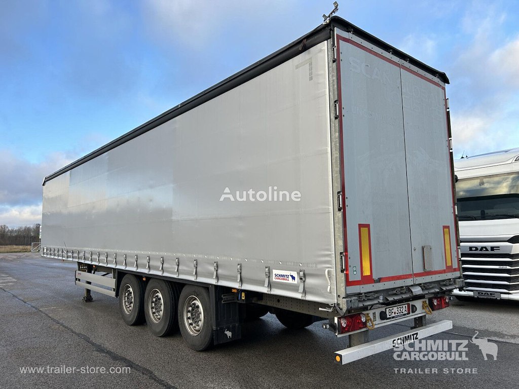 Schmitz Curtainsider Standard poluprikolica s ceradom