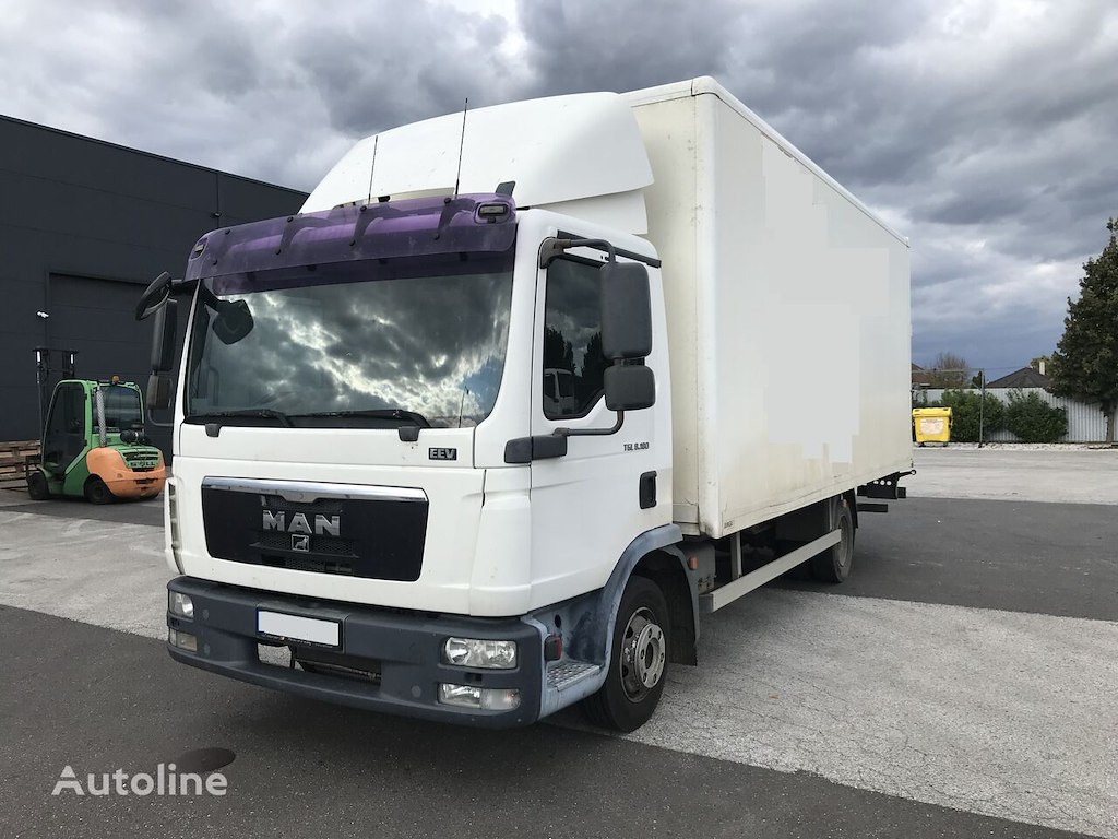 MAN TGL 8.180 EU5 EEV/BL/KLIMA/3 SZEMÉLY/359ekm kamion furgon