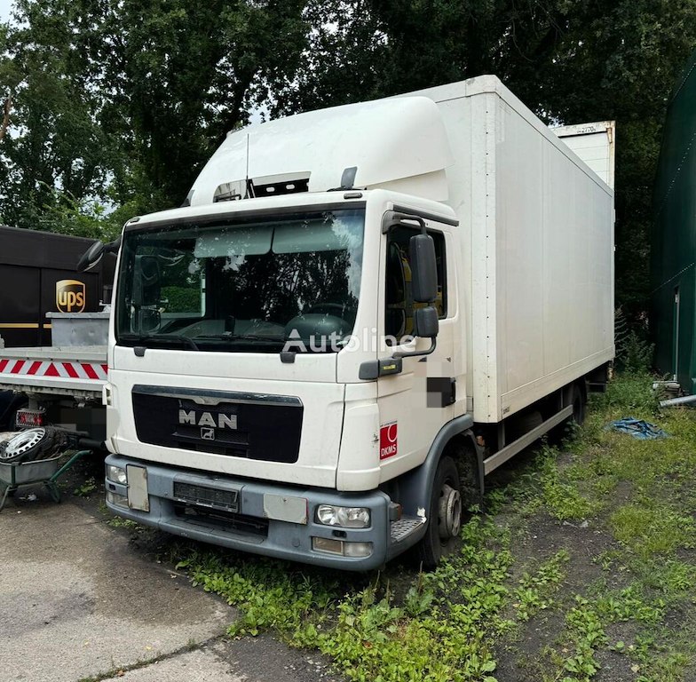 MAN TGL 12.220 kamion furgon