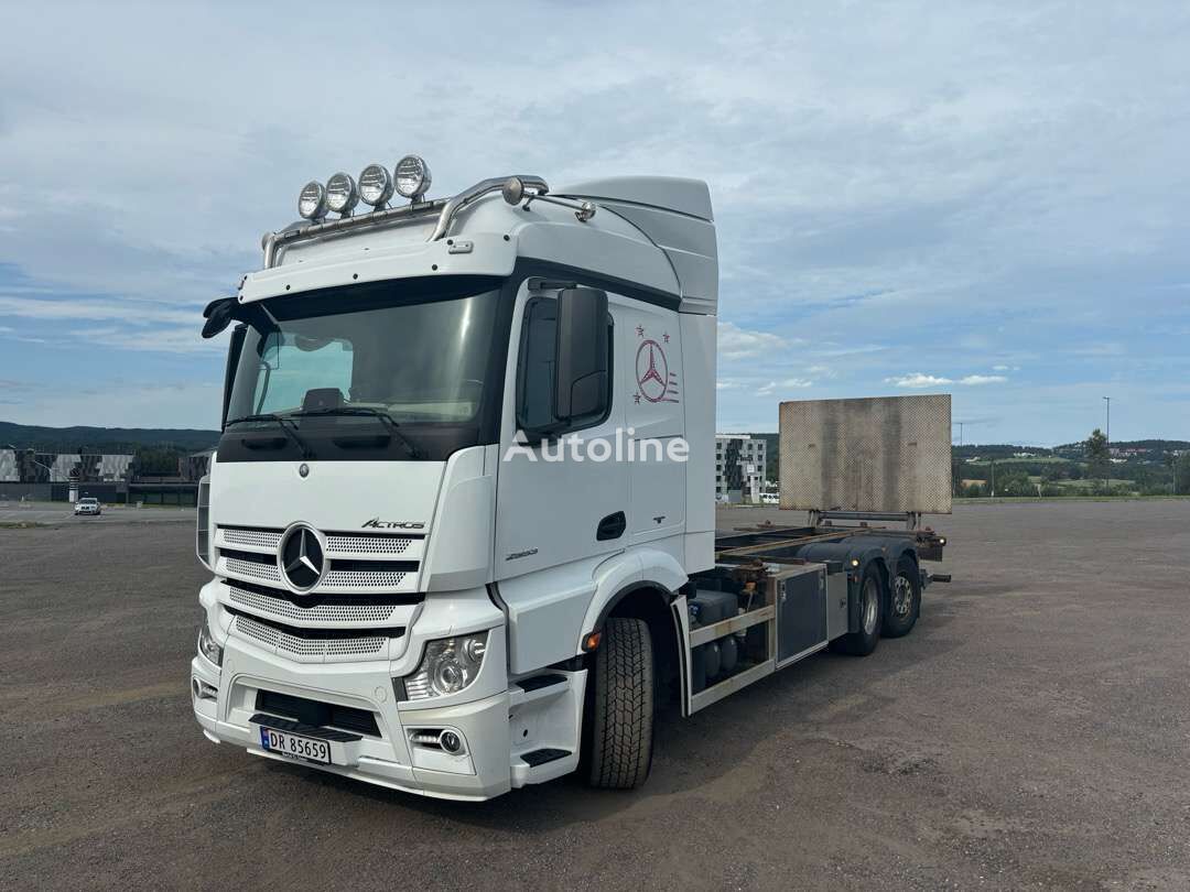 Prodaje se Mercedes-Benz ACTROS kamion šasija na aukciji