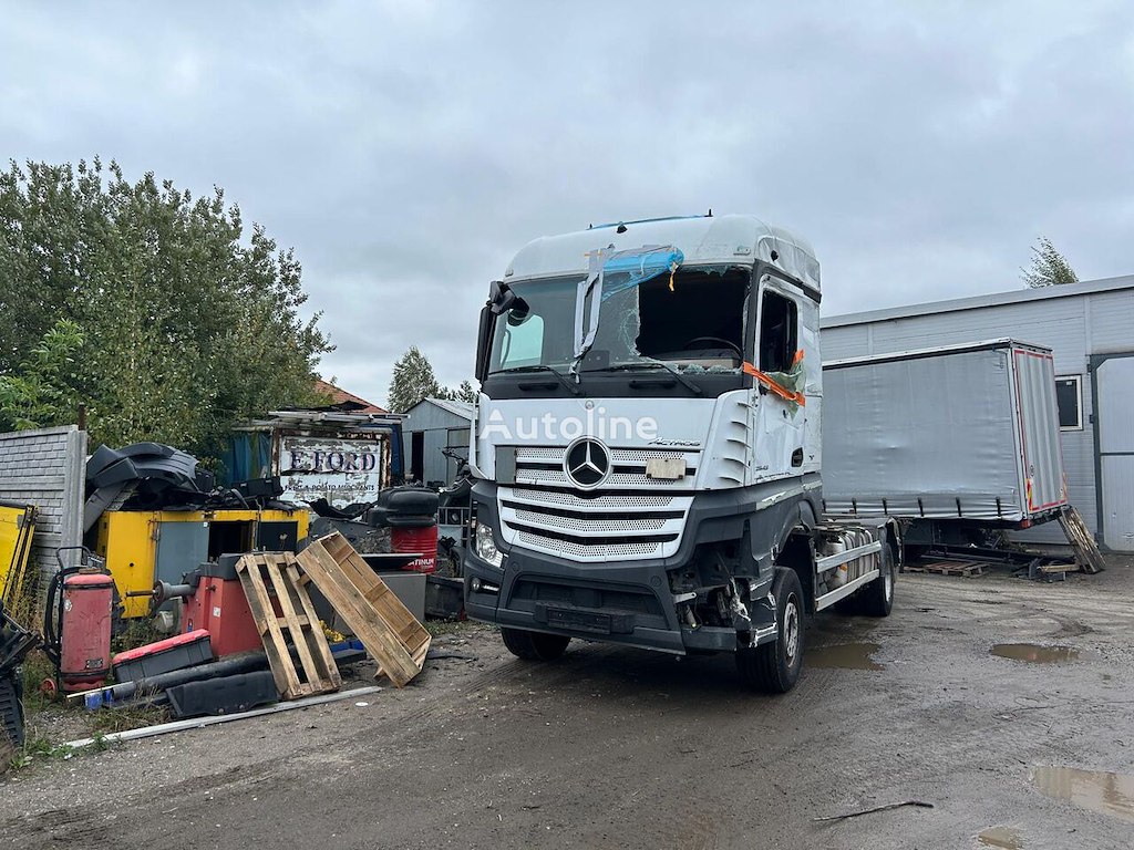 Mercedes-Benz Actros 2543 6x2// 2016r // 690 tys km kamion šasija nakon udesa