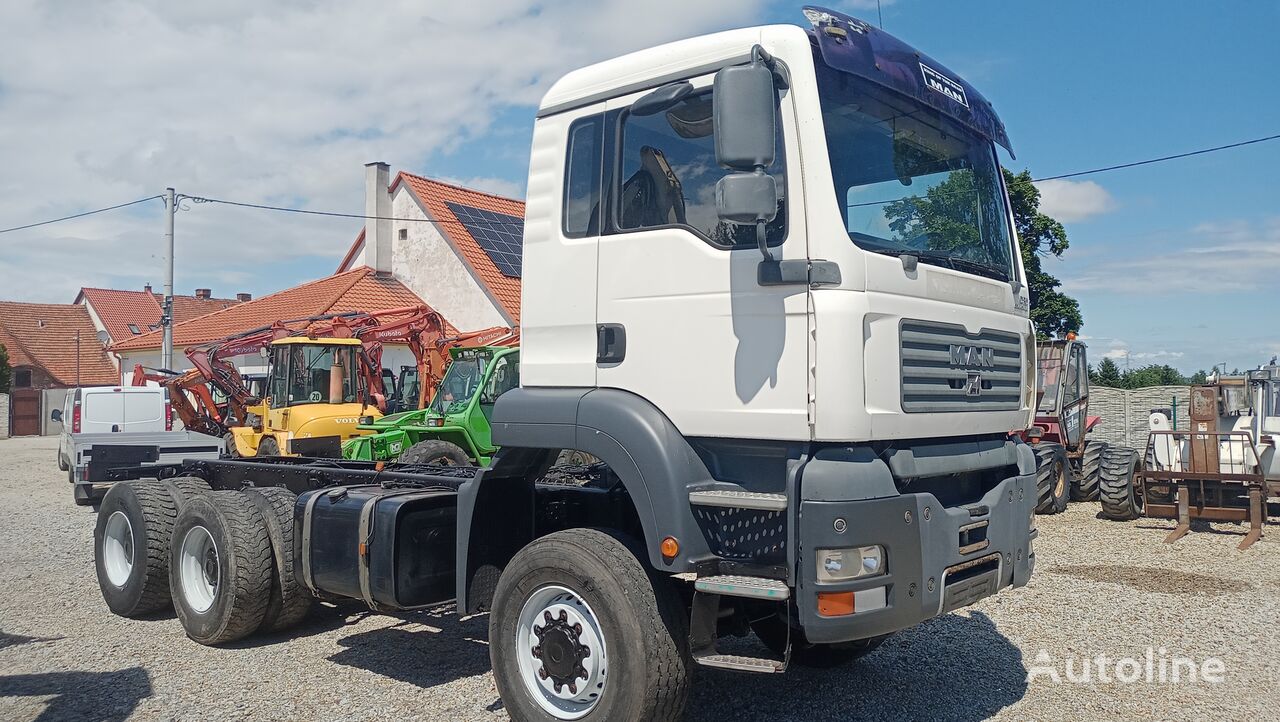 MAN TGA 26.430 rama podwozie 6x6 manuał resor kamion šasija