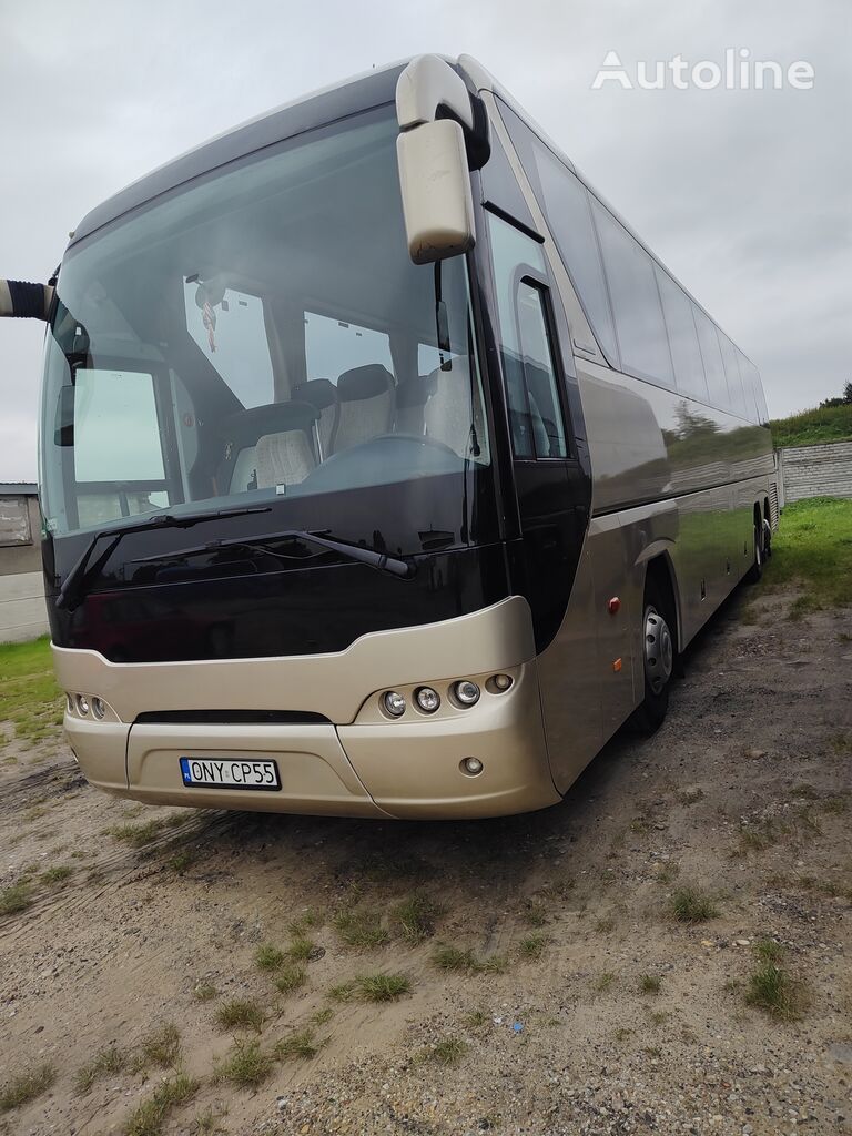 Neoplan Tourliner 2216/3 turistički autobus