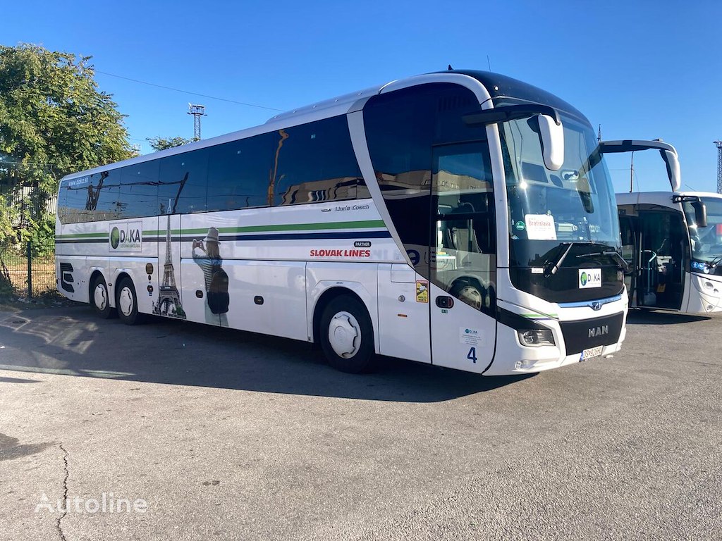 MAN R08 turistički autobus