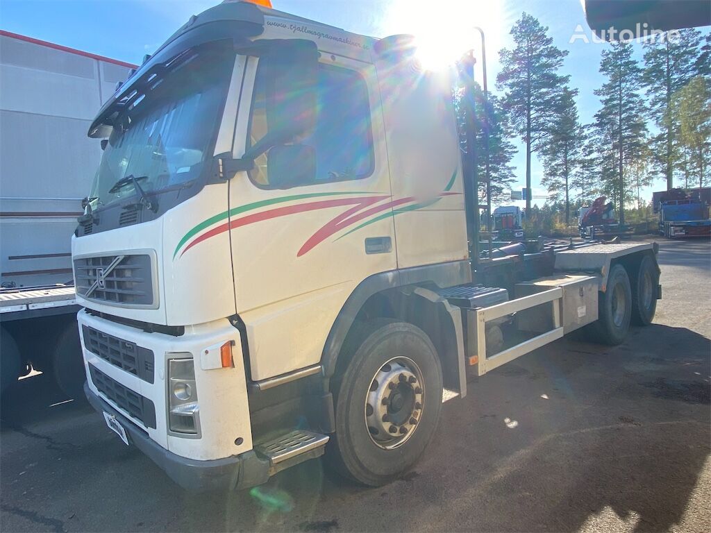 Prodaje se Volvo FM12 6X2 rol kiper sa kukom na aukciji