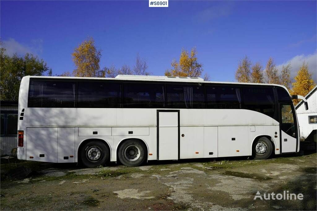 Volvo B12B 6x2 tourist bus prigradski autobus