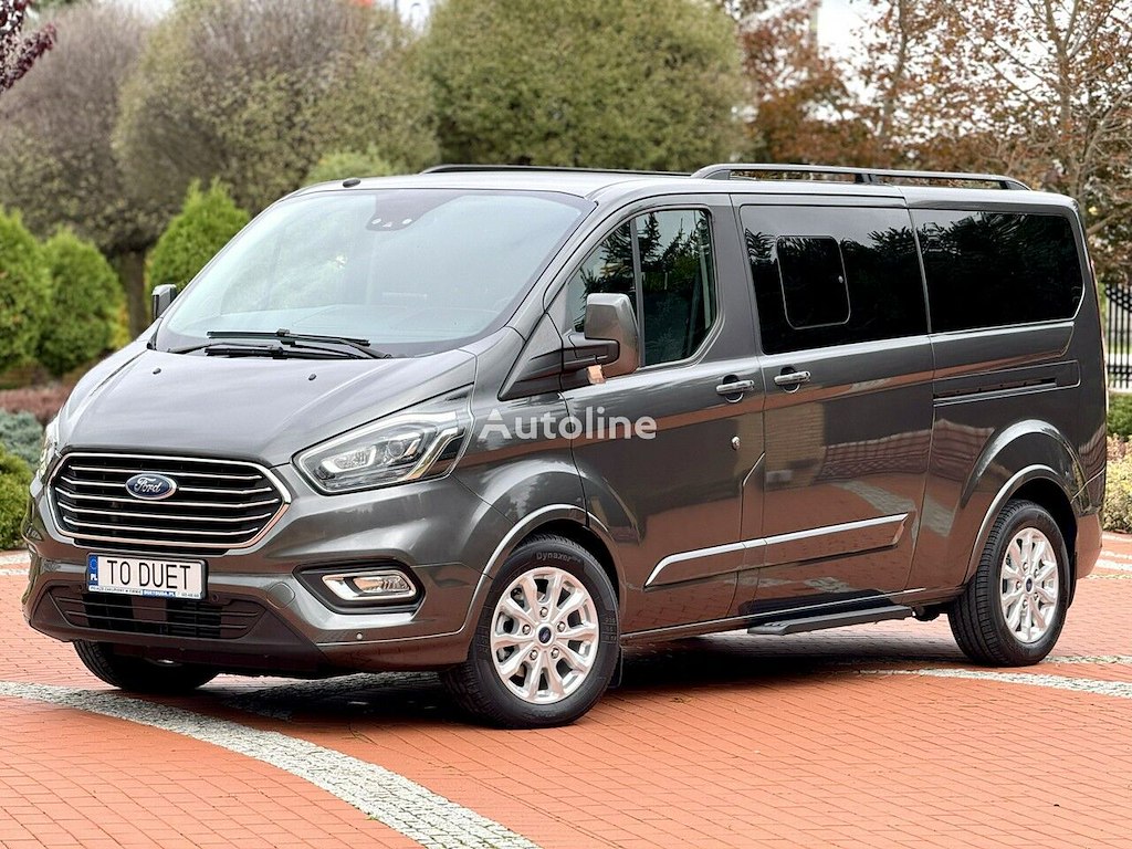 Ford Tourneo Custom putnički minibus