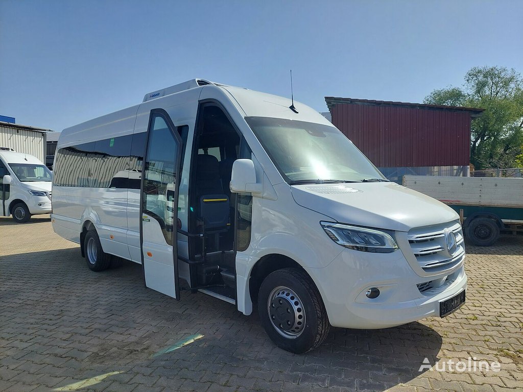 Mercedes-Benz 519 Sprinter putnički minibus