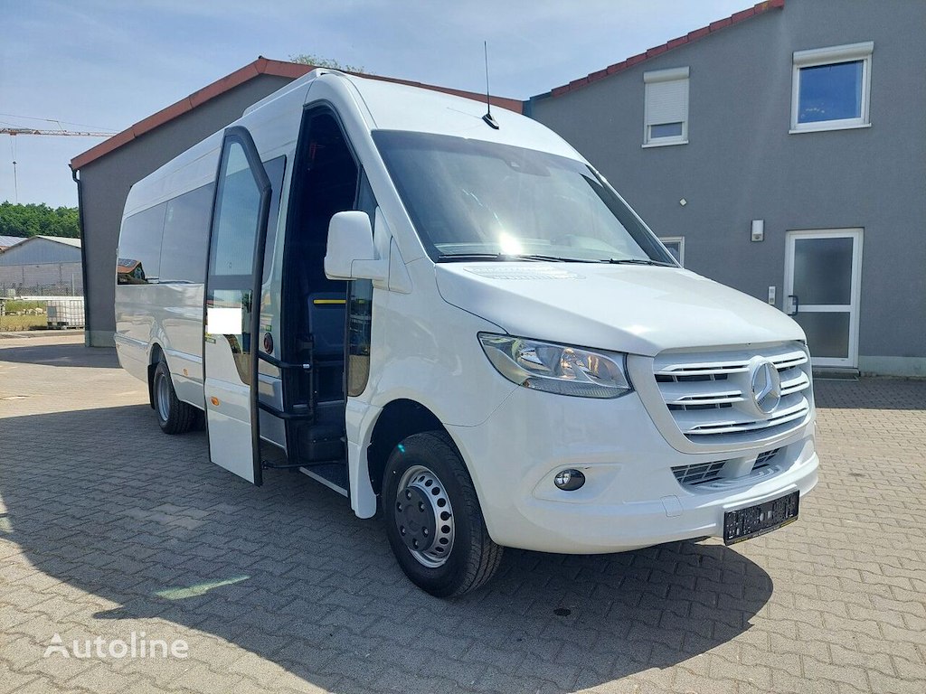 Mercedes-Benz 519 Sprinter putnički minibus