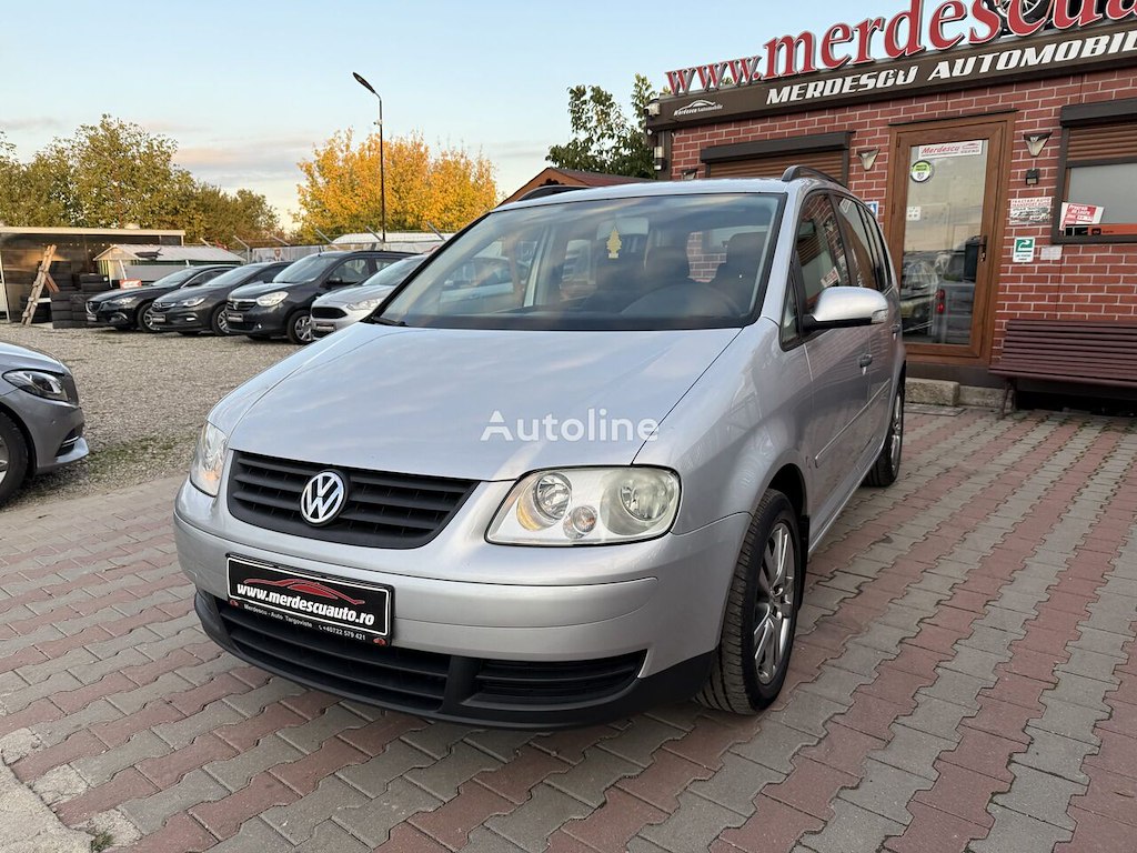 Volkswagen Touran minivan