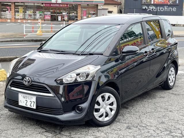 Toyota SIENTA minivan