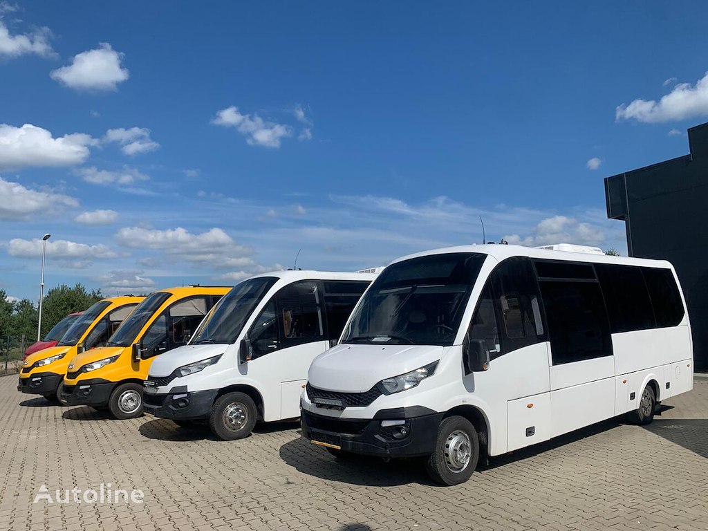 IVECO Daily First- 32 sitting + 3 standing autobus za razgledavanje grada