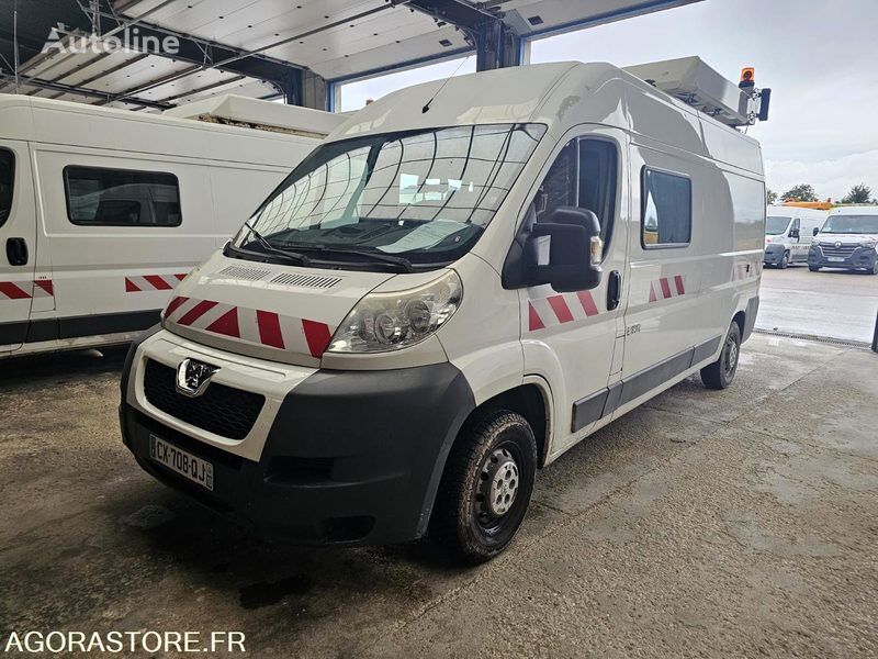 Prodaje se Peugeot Boxer kombi minibus na aukciji