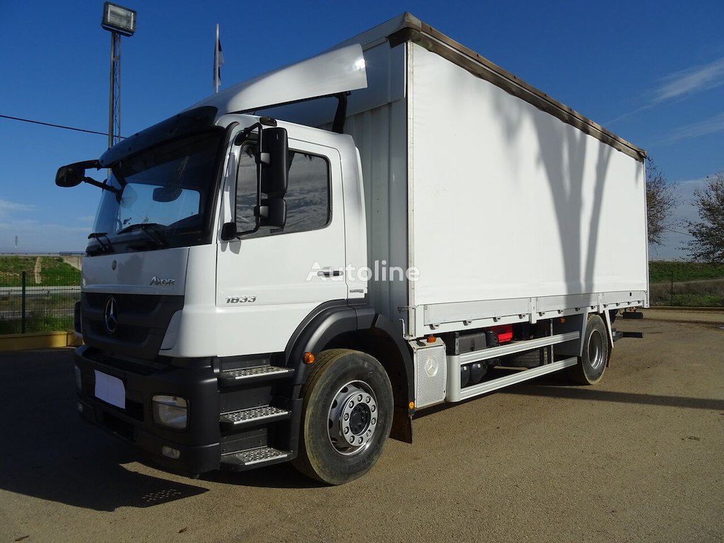 Mercedes-Benz Axor 1833 kamion s ceradom