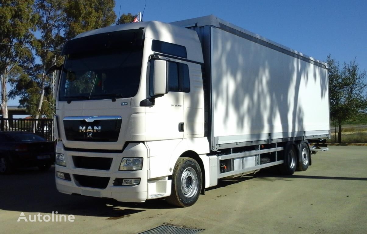 MAN TGX 26 440 kamion s ceradom