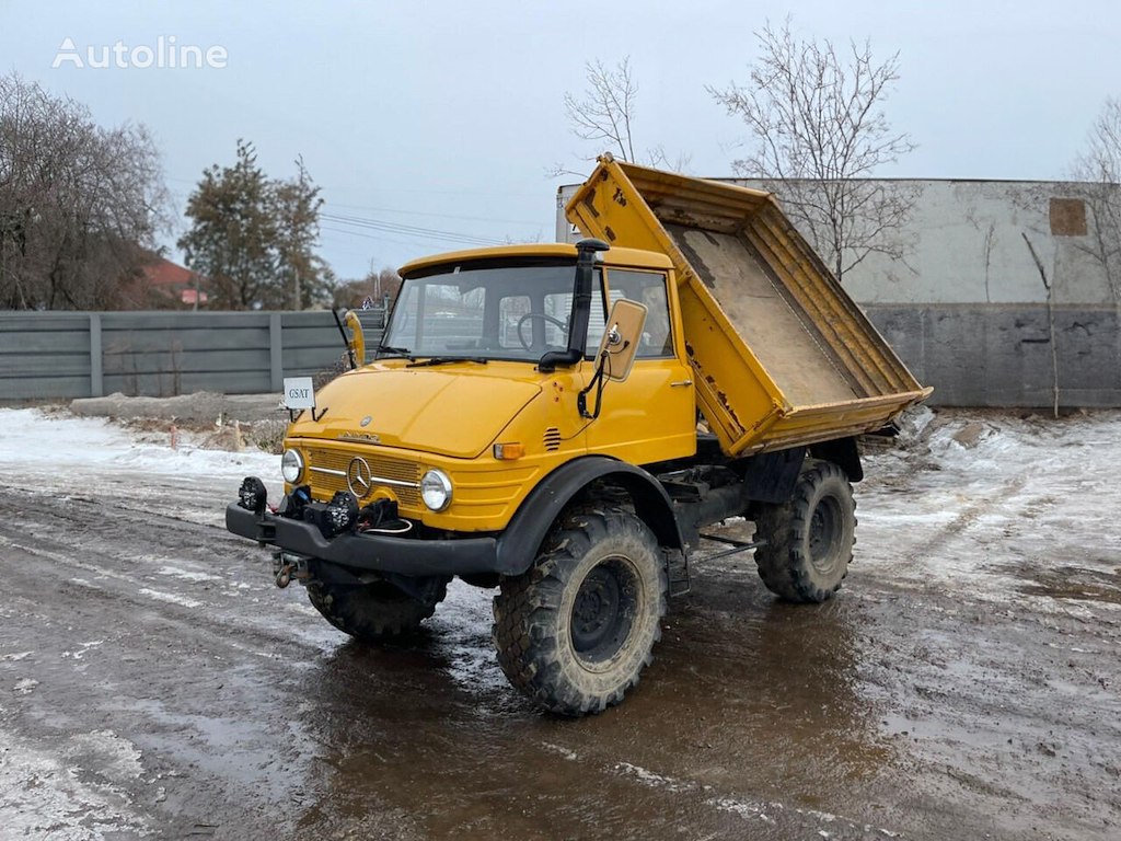 Mercedes-Benz Unimog univerzalna komunalna mašina