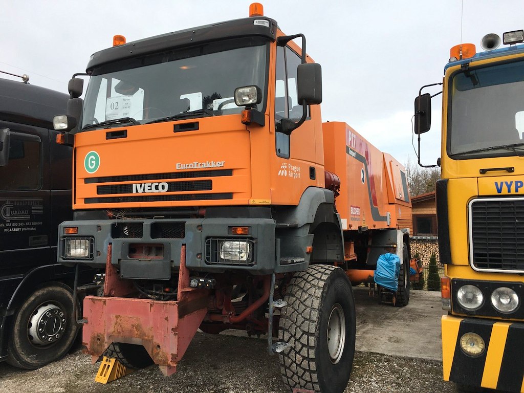 IVECO MP 190E0W 4x4 Sweeper vozilo za čišćenje ulica