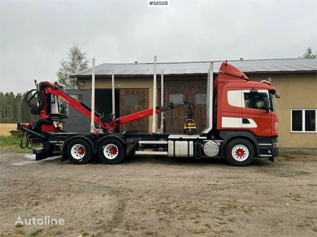 Scania R560 Timber Truck with trailer and crane kamion za prevoz drva