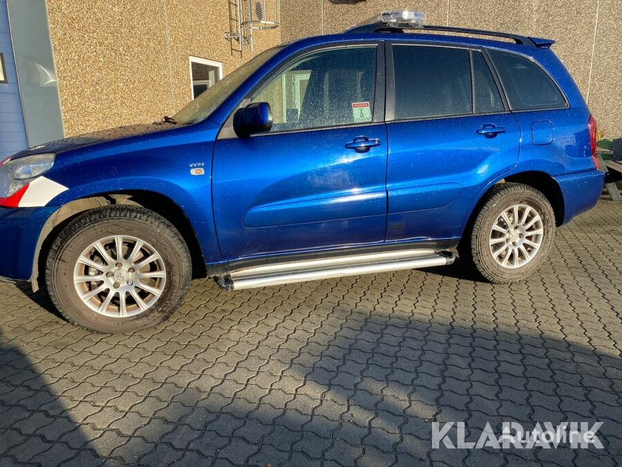 Prodaje se Toyota RAV 4 1,8 2 WD krosover na aukciji