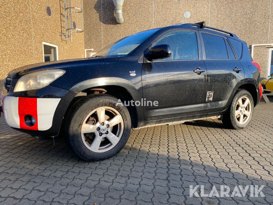 Prodaje se Toyota RAV 4 2,2 D 4D VAN krosover na aukciji