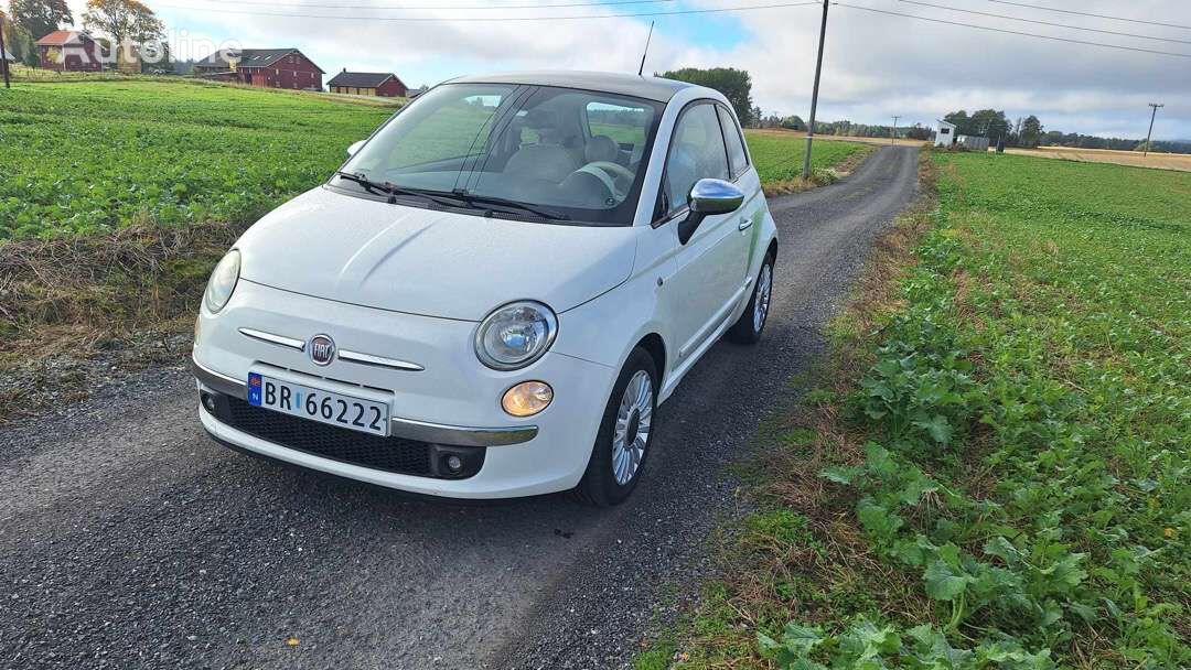 Prodaje se FIAT 500 hečbek na aukciji