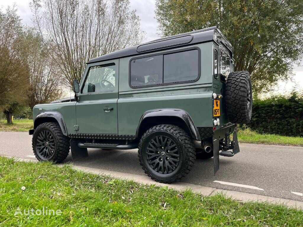 Land Rover Defender Cheswick green with Black Pack very rare terenac