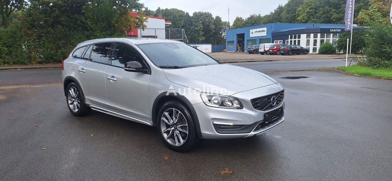 Volvo V60 Cross Country Summum AWD karavan