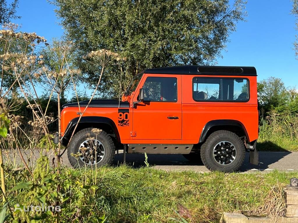 Novi Land Rover Defender Adventure 90 with 53 delivery miles only terenac