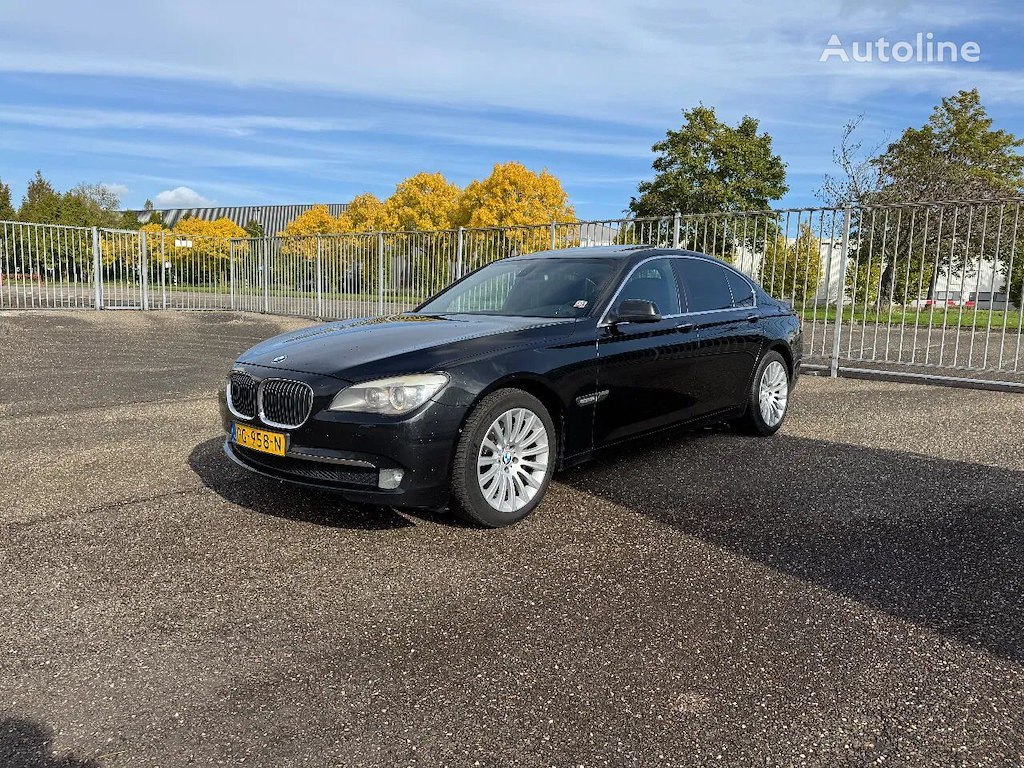 BMW 7-serie 730D sedan