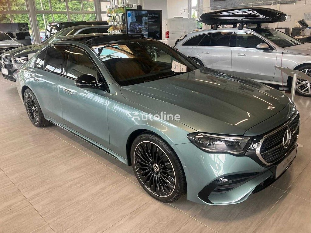 Prodaje se Mercedes-Benz E200 AMG Premium hečbek na aukciji