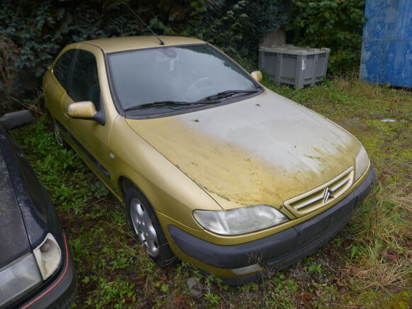 Prodaje se Citroen Xsara hečbek na aukciji