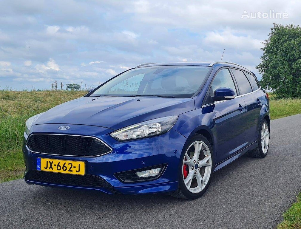 Prodaje se Ford Focus sedan na aukciji