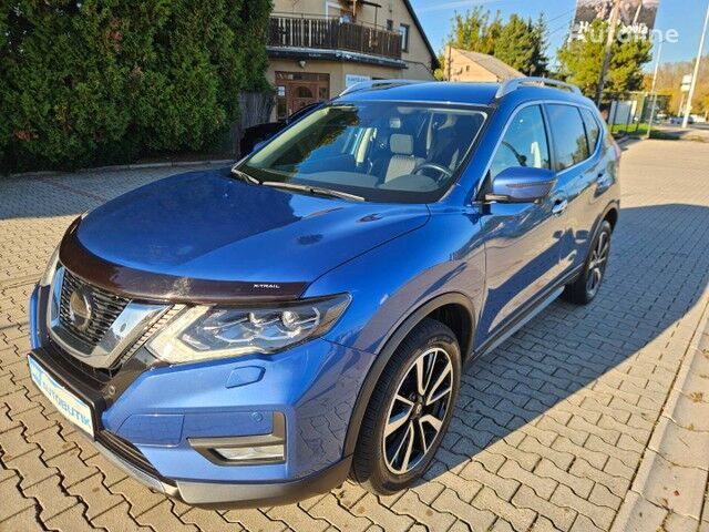 Nissan X-Trail N-Connecta Xtronic krosover