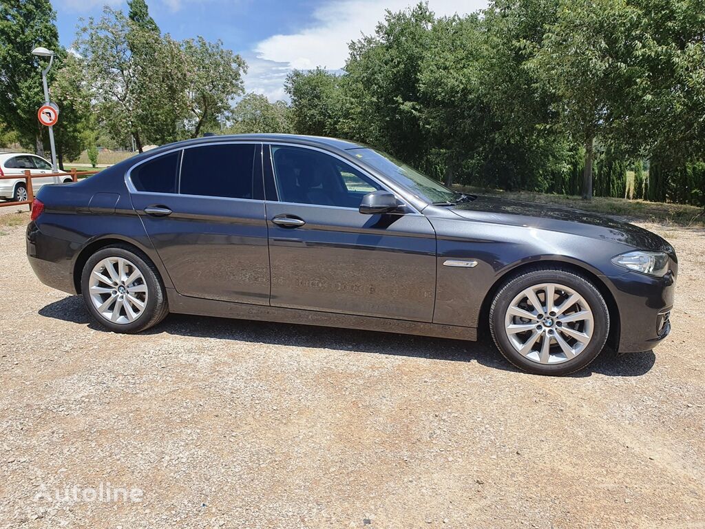 BMW SERIE 5 sedan