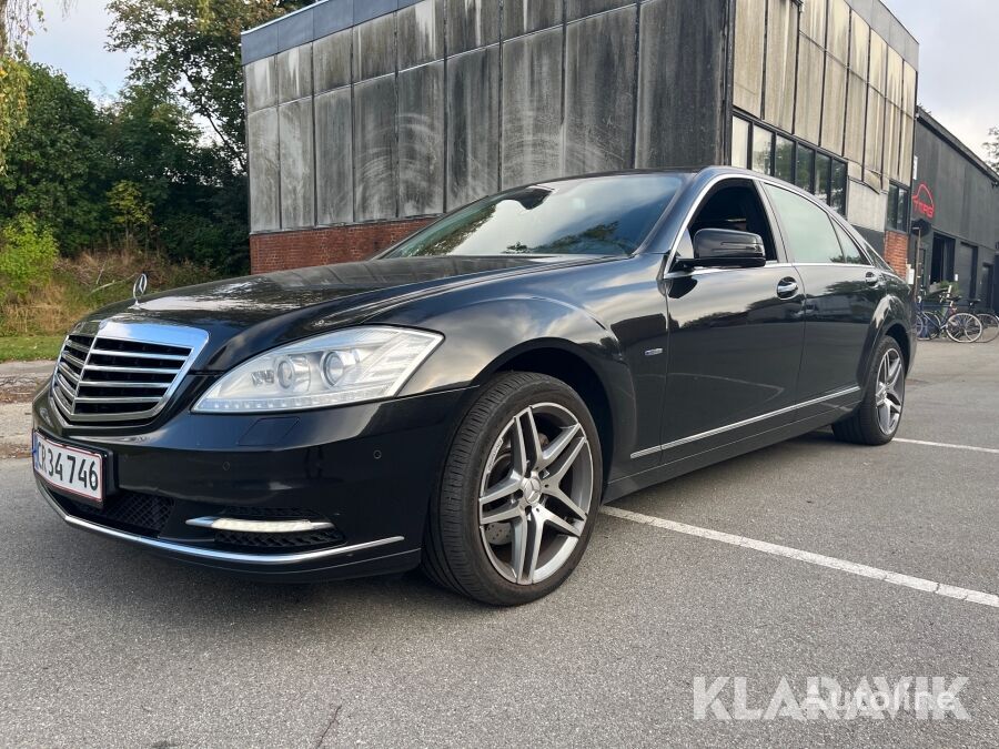 Prodaje se Mercedes-Benz S400-L hybrid sedan na aukciji