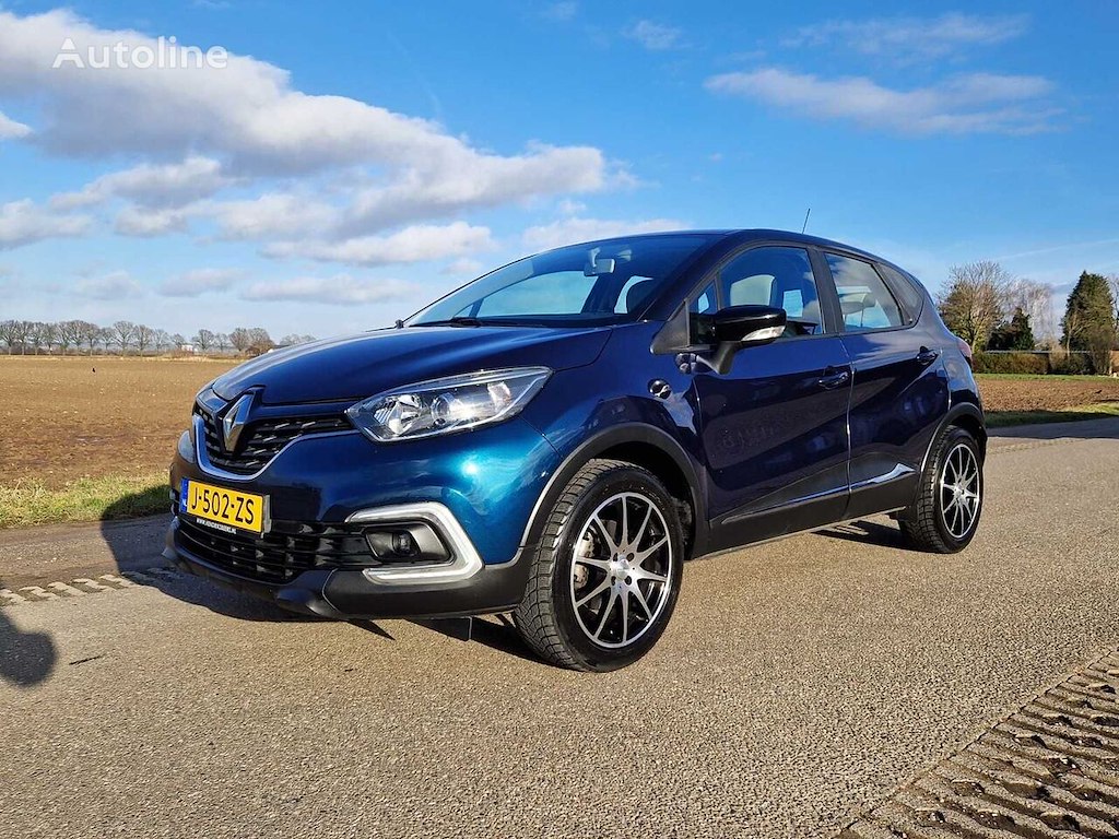 Prodaje se Renault Captur krosover na aukciji