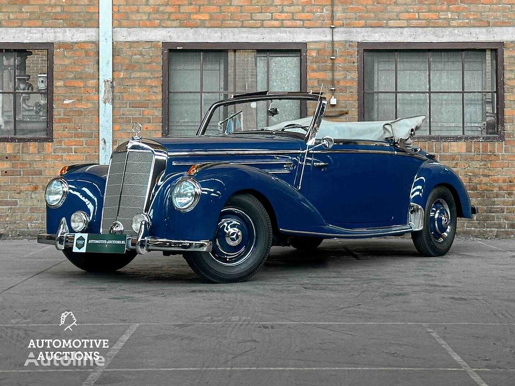 Prodaje se Mercedes-Benz 220 A kabriolet na aukciji