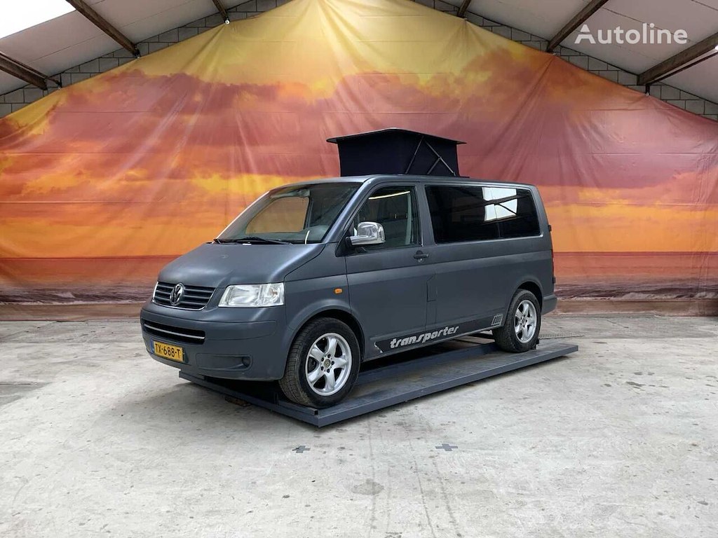 Prodaje se Volkswagen Transporter Camper kuću na točkovima na aukciji